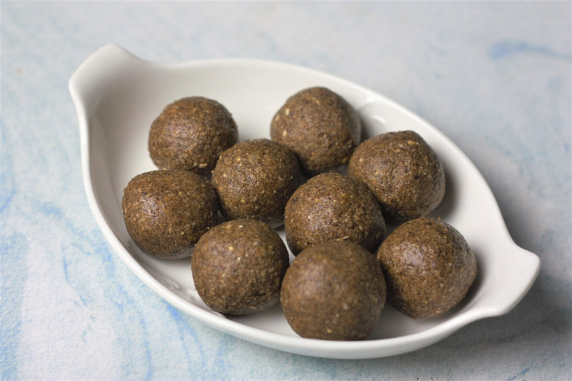 Peanut Butter Ragi Laddoos (Gluten-free) – Poshak Life